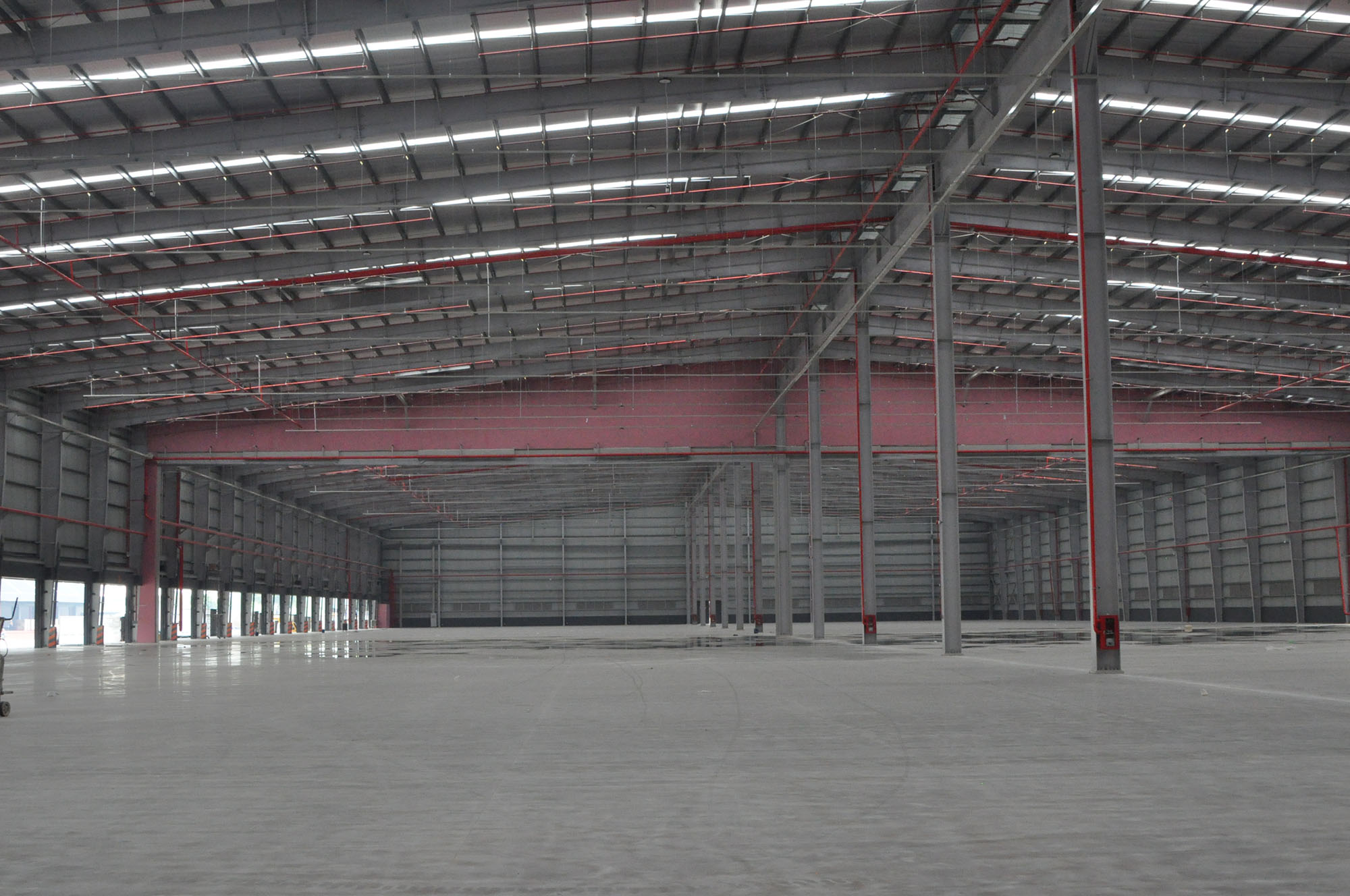 Kho ngoại quan và dịch vụ logistics TBS Tân Vạn | Minh Hưng M&C